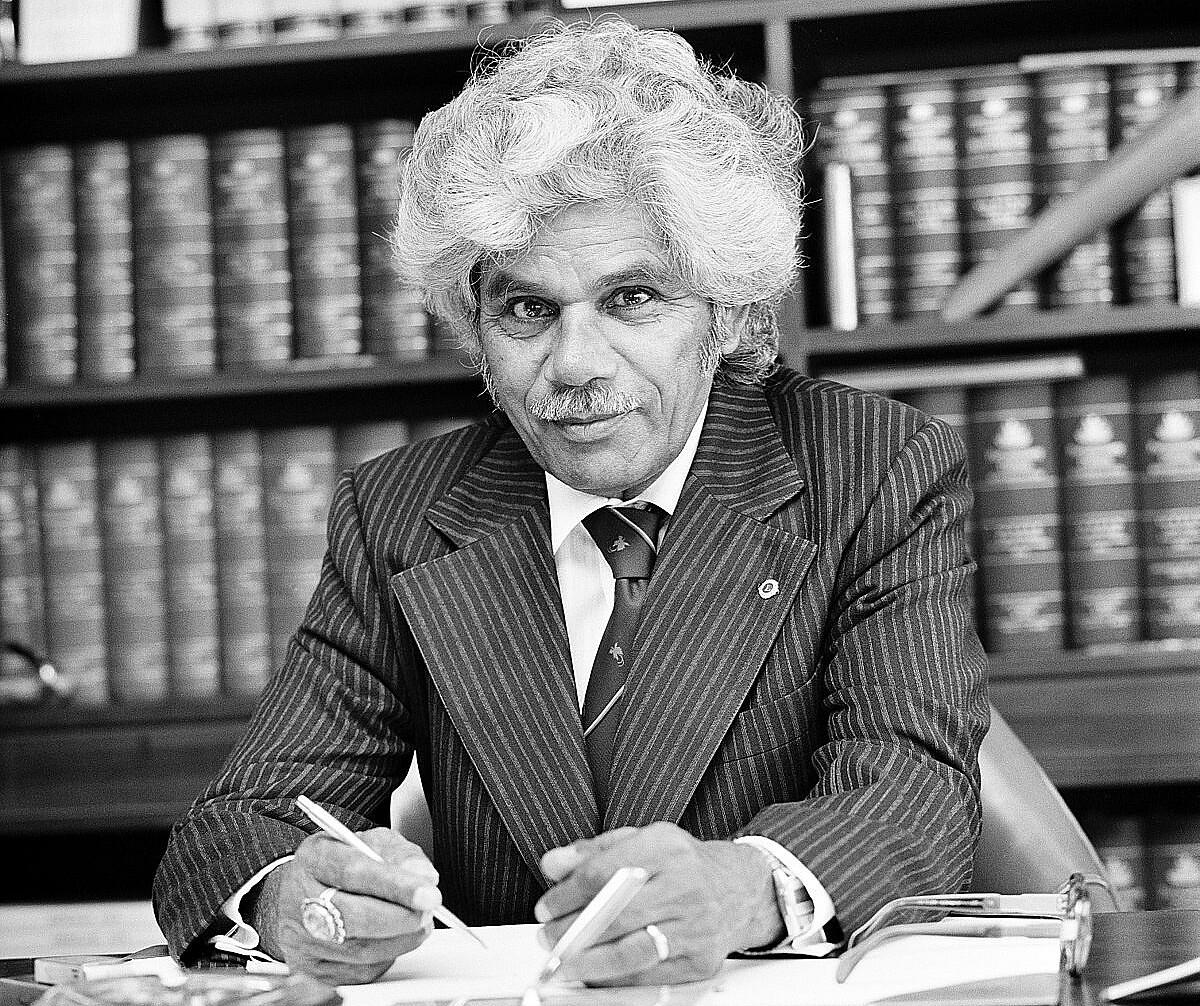 The Neville Bonner Memorial Prize – crownedrepublic.com.au